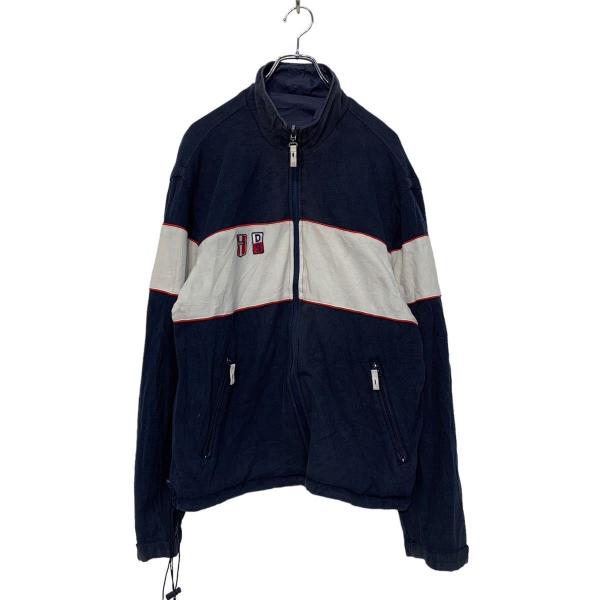 アメリカをメインに世界各地から直輸入する大阪、古着卸、古着屋DEN(デン)は、小売店を通さず、直接お客様へお届けできる為、激安卸価格となっております。さらに￥3,980以上お買い上げは送料無料です。