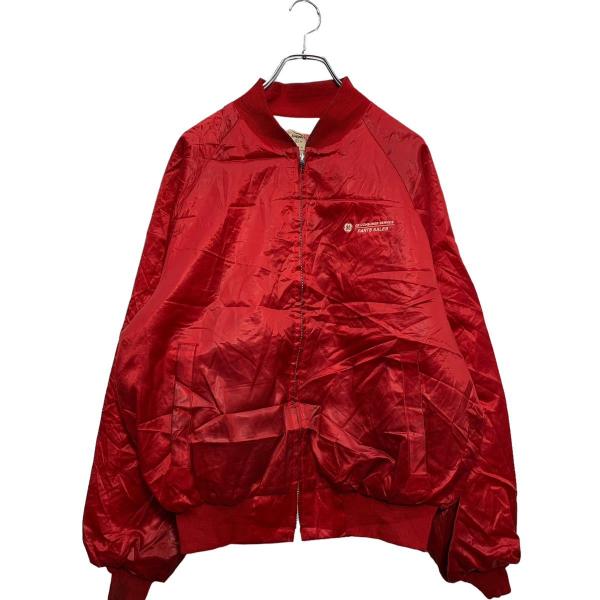 アメリカをメインに世界各地から直輸入する大阪、古着卸、古着屋DEN(デン)は、小売店を通さず、直接お客様へお届けできる為、激安卸価格となっております。さらに￥3,980以上お買い上げは送料無料です。