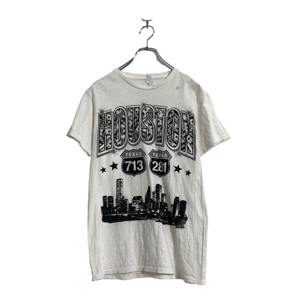 アメリカをメインに世界各地から直輸入する大阪、古着卸、古着屋DEN(デン)は、小売店を通さず、直接お客様へお届けできる為、激安卸価格となっております。さらに￥3,980以上お買い上げは送料無料です。