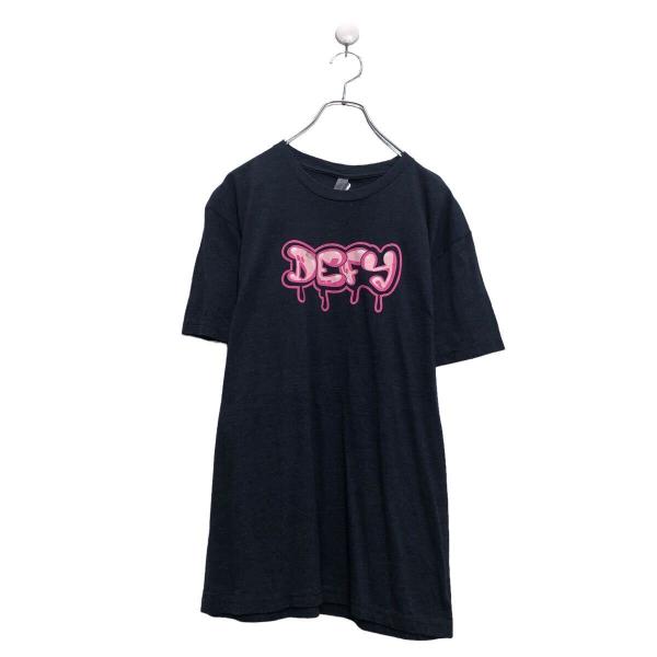 アメリカをメインに世界各地から直輸入する大阪、古着卸、古着屋DEN(デン)は、小売店を通さず、直接お客様へお届けできる為、激安卸価格となっております。さらに￥3,980以上お買い上げは送料無料です。