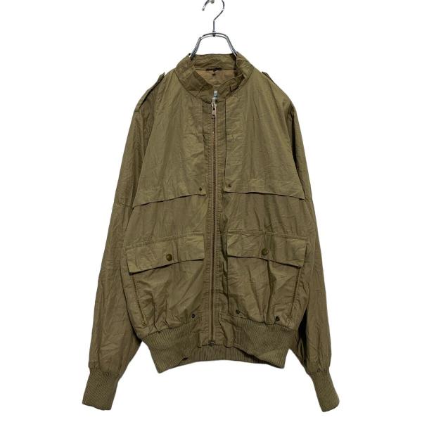 アメリカをメインに世界各地から直輸入する大阪、古着卸、古着屋DEN(デン)は、小売店を通さず、直接お客様へお届けできる為、激安卸価格となっております。さらに￥3,980以上お買い上げは送料無料です。