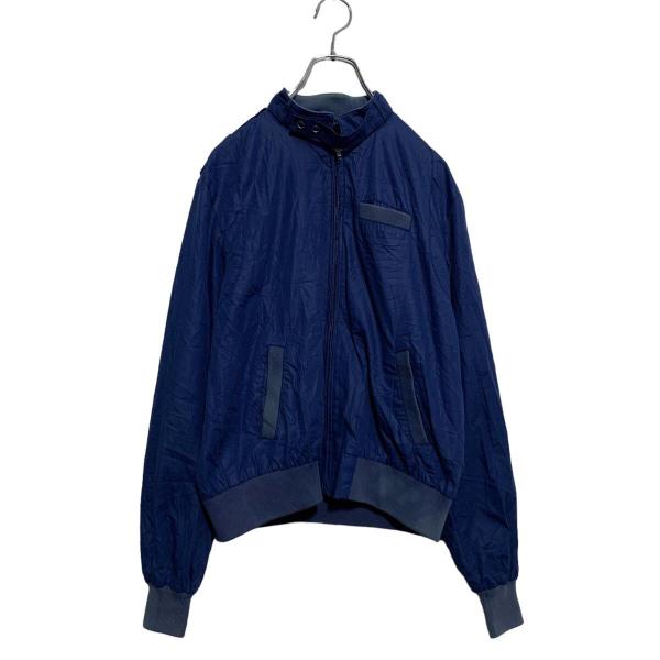 アメリカをメインに世界各地から直輸入する大阪、古着卸、古着屋DEN(デン)は、小売店を通さず、直接お客様へお届けできる為、激安卸価格となっております。さらに￥3,980以上お買い上げは送料無料です。