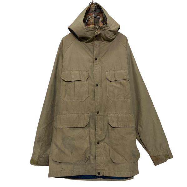 アメリカをメインに世界各地から直輸入する大阪、古着卸、古着屋DEN(デン)は、小売店を通さず、直接お客様へお届けできる為、激安卸価格となっております。さらに￥3,980以上お買い上げは送料無料です。