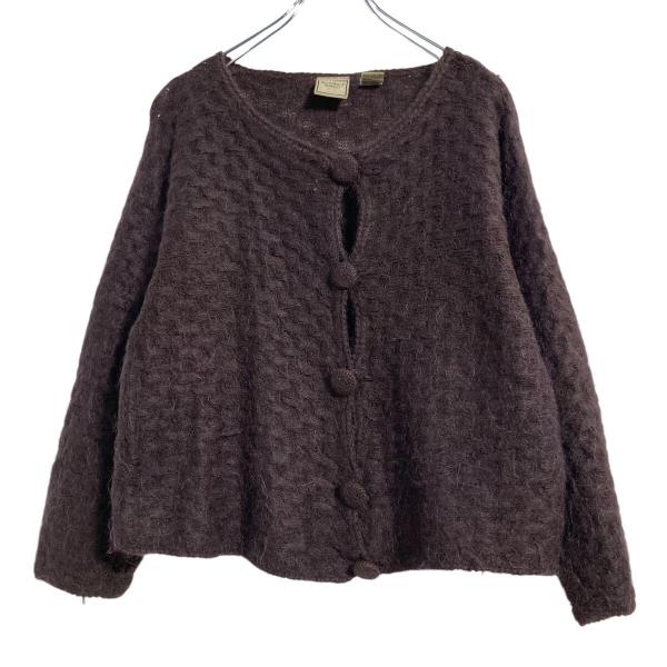 アメリカをメインに世界各地から直輸入する大阪、古着卸、古着屋DEN(デン)は、小売店を通さず、直接お客様へお届けできる為、激安卸価格となっております。さらに￥3,980以上お買い上げは送料無料です。