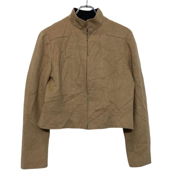 アメリカをメインに世界各地から直輸入する大阪、古着卸、古着屋DEN(デン)は、小売店を通さず、直接お客様へお届けできる為、激安卸価格となっております。さらに￥3,980以上お買い上げは送料無料です。