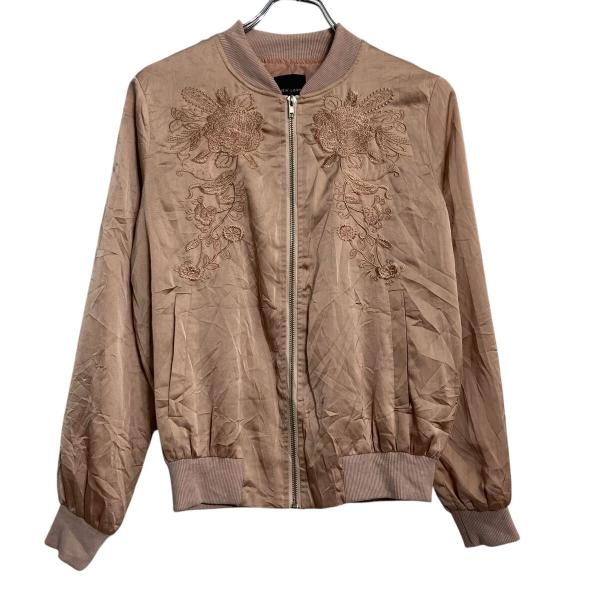 アメリカをメインに世界各地から直輸入する大阪、古着卸、古着屋DEN(デン)は、小売店を通さず、直接お客様へお届けできる為、激安卸価格となっております。さらに￥3,980以上お買い上げは送料無料です。