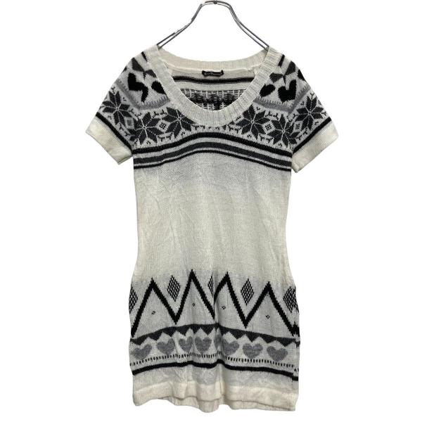 アメリカをメインに世界各地から直輸入する大阪、古着卸、古着屋DEN(デン)は、小売店を通さず、直接お客様へお届けできる為、激安卸価格となっております。さらに￥3,980以上お買い上げは送料無料です。