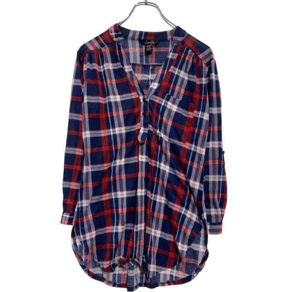 アメリカをメインに世界各地から直輸入する大阪、古着卸、古着屋DEN(デン)は、小売店を通さず、直接お客様へお届けできる為、激安卸価格となっております。さらに￥3,980以上お買い上げは送料無料です。