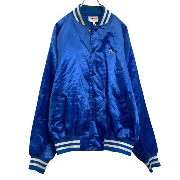 アメリカをメインに世界各地から直輸入する大阪、古着卸、古着屋DEN(デン)は、小売店を通さず、直接お客様へお届けできる為、激安卸価格となっております。さらに￥3,980以上お買い上げは送料無料です。