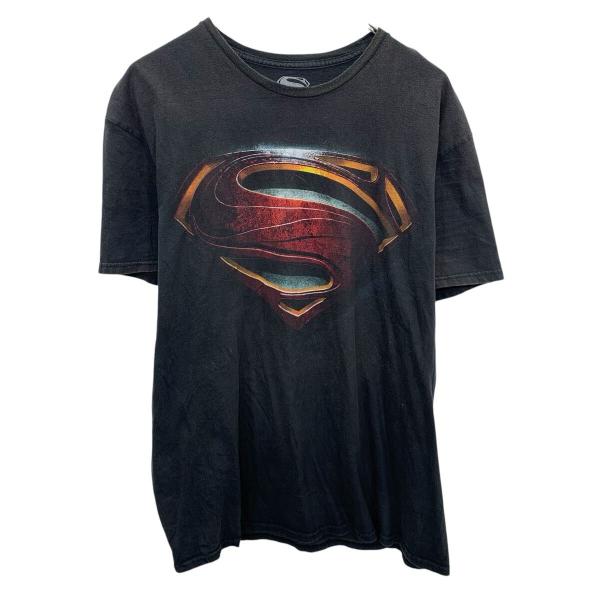 アメリカをメインに世界各地から直輸入する大阪、古着卸、古着屋DEN(デン)は、小売店を通さず、直接お客様へお届けできる為、激安卸価格となっております。さらに￥3,980以上お買い上げは送料無料です。