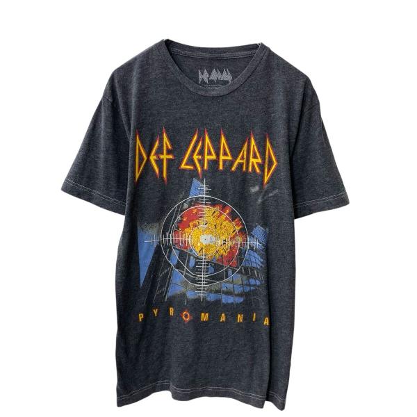 アメリカをメインに世界各地から直輸入する大阪、古着卸、古着屋DEN(デン)は、小売店を通さず、直接お客様へお届けできる為、激安卸価格となっております。さらに￥3,980以上お買い上げは送料無料です。