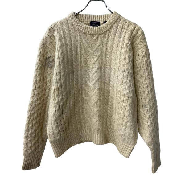 アメリカをメインに世界各地から直輸入する大阪、古着卸、古着屋DEN(デン)は、小売店を通さず、直接お客様へお届けできる為、激安卸価格となっております。さらに￥3,980以上お買い上げは送料無料です。