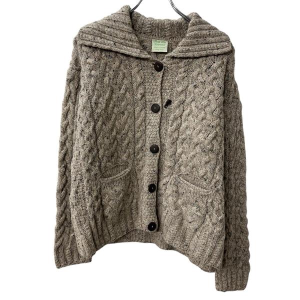 アメリカをメインに世界各地から直輸入する大阪、古着卸、古着屋DEN(デン)は、小売店を通さず、直接お客様へお届けできる為、激安卸価格となっております。さらに￥3,980以上お買い上げは送料無料です。