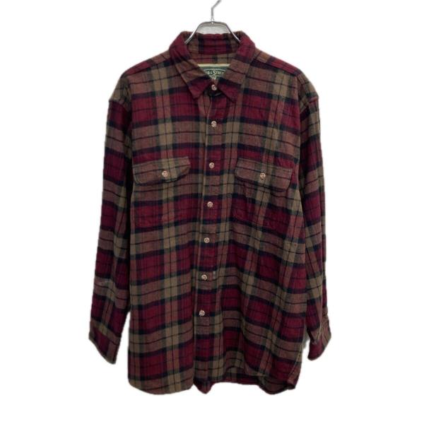 アメリカをメインに世界各地から直輸入する大阪、古着卸、古着屋DEN(デン)は、小売店を通さず、直接お客様へお届けできる為、激安卸価格となっております。さらに￥3,980以上お買い上げは送料無料です。