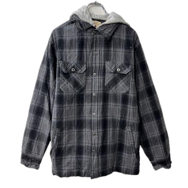 アメリカをメインに世界各地から直輸入する大阪、古着卸、古着屋DEN(デン)は、小売店を通さず、直接お客様へお届けできる為、激安卸価格となっております。さらに￥3,980以上お買い上げは送料無料です。