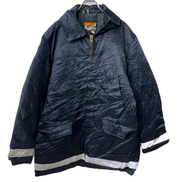 アメリカをメインに世界各地から直輸入する大阪、古着卸、古着屋DEN(デン)は、小売店を通さず、直接お客様へお届けできる為、激安卸価格となっております。さらに￥3,980以上お買い上げは送料無料です。