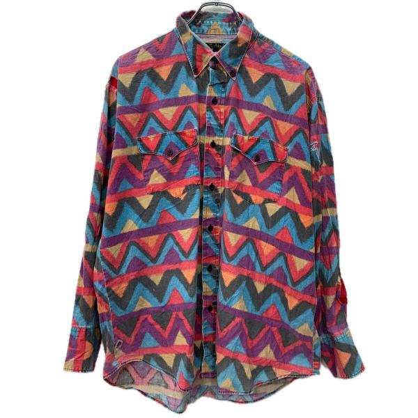 アメリカをメインに世界各地から直輸入する大阪、古着卸、古着屋DEN(デン)は、小売店を通さず、直接お客様へお届けできる為、激安卸価格となっております。さらに￥3,980以上お買い上げは送料無料です。