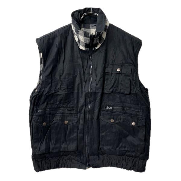 アメリカをメインに世界各地から直輸入する大阪、古着卸、古着屋DEN(デン)は、小売店を通さず、直接お客様へお届けできる為、激安卸価格となっております。さらに￥3,980以上お買い上げは送料無料です。