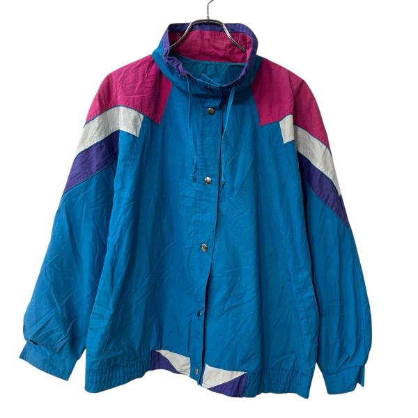 アメリカをメインに世界各地から直輸入する大阪、古着卸、古着屋DEN(デン)は、小売店を通さず、直接お客様へお届けできる為、激安卸価格となっております。さらに￥3,980以上お買い上げは送料無料です。