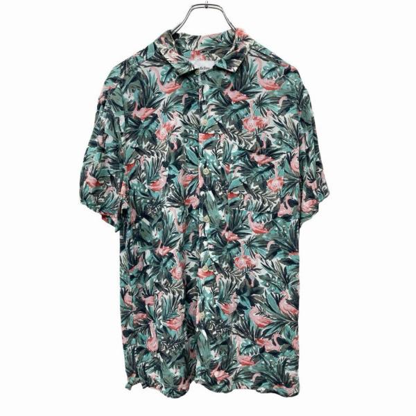 アメリカをメインに世界各地から直輸入する大阪、古着卸、古着屋DEN(デン)は、小売店を通さず、直接お客様へお届けできる為、激安卸価格となっております。さらに￥3,980以上お買い上げは送料無料です。