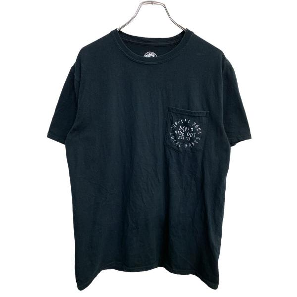 アメリカをメインに世界各地から直輸入する大阪、古着卸、古着屋DEN(デン)は、小売店を通さず、直接お客様へお届けできる為、激安卸価格となっております。さらに￥3,980以上お買い上げは送料無料です。