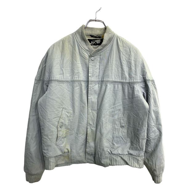 アメリカをメインに世界各地から直輸入する大阪、古着卸、古着屋DEN(デン)は、小売店を通さず、直接お客様へお届けできる為、激安卸価格となっております。さらに￥3,980以上お買い上げは送料無料です。