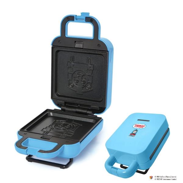 【製品の特長】●トーマスとパーシーの焼き目がかわいい！お手軽ホットサンドメーカー●パンと具材を挟んで焼くだけ！●プレートは焦げ付きにくいフッ素樹脂加工済み●お手入れもラクラクの着脱式プレートを採用●立てたまま収納できるので、省スペースで収納...