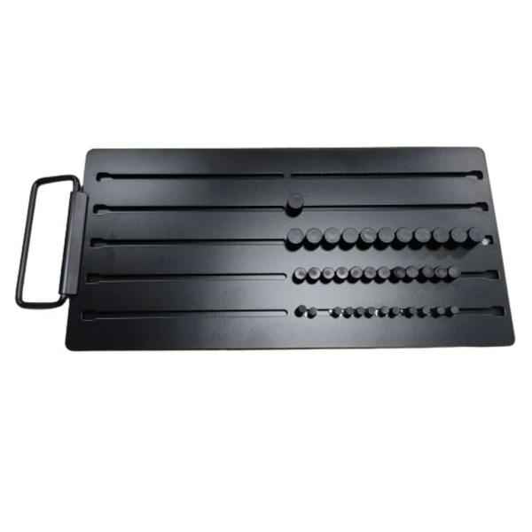 主要なソケットサイズ「1/2dr、3/8dr、1/4dr」を、これ一枚で整理整頓できる便利なホルダー。 レールの範囲内であればソケットスタッドのレイアウトは自由なので、ソケットを自由な位置で収納可能。 ホルダー毎に持ち運べる様にハンドルが付...