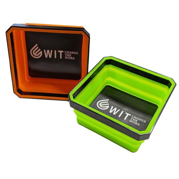 WITオリジナルの<b>シリコンタイプマグネットトレー 2色セット</b>です。  柔軟性のあるシリコン素材のため、入れた工具や部品をキズ付けにくくなっています。 底面にはマグネットが施されているため、壁面にくっ付け...