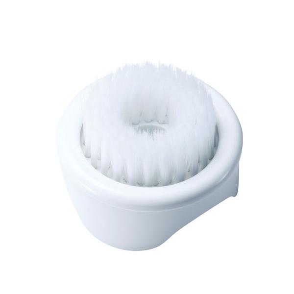 極細毛を短めに揃え、しっかりした洗浄感のブラシ■商品仕様おすすめ分け：〈ソフトタイプ〉よりもしっかりした洗浄感をお好みの方におすすめの肌質:普通肌 オイリー肌使用目安:週1回〜毎日※1交換目安:●週1回の使用で約1年 ●毎日の使用で約3カ月...