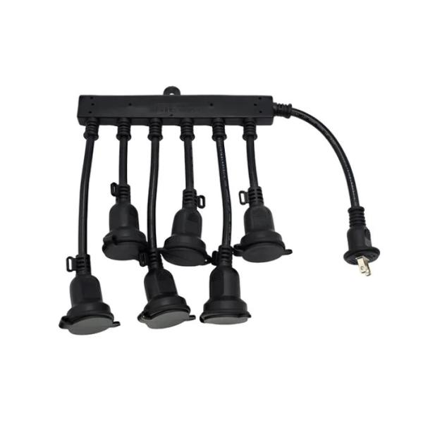 1本の防水延長コードを6分岐して利用できるようにするコード屋外の監視カメラ　灯光器　センサーライト　イルミネーションなどの照明などの利用に便利です。【商品仕様】●プラグ側耐トラッキングキャップ有り●コンセント側に防塵キャップ有り●コンセント...