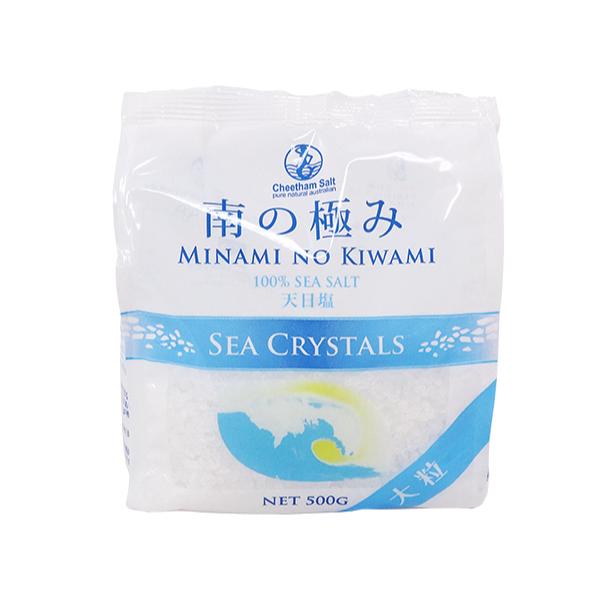 南オーストラリアの海水を使用し太陽と風の力で結晶した、精製していない大粒の天日塩です。