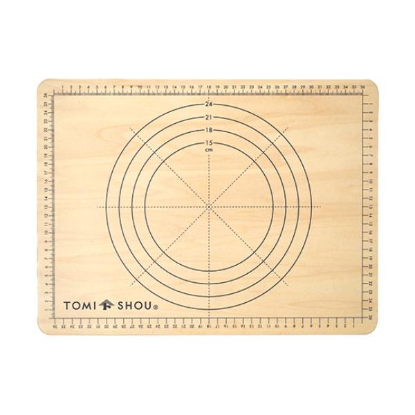 お菓子作り・パン作りの作業台としてお使いいただける、木製ボード。「もっと小さいサイズのが欲しい！」とのお客様の声から生まれた富澤商店オリジナルペストリーボードのミニサイズです。サイズはミニですが、一般的なレシピ1回分のパン生地の成形やタルト...