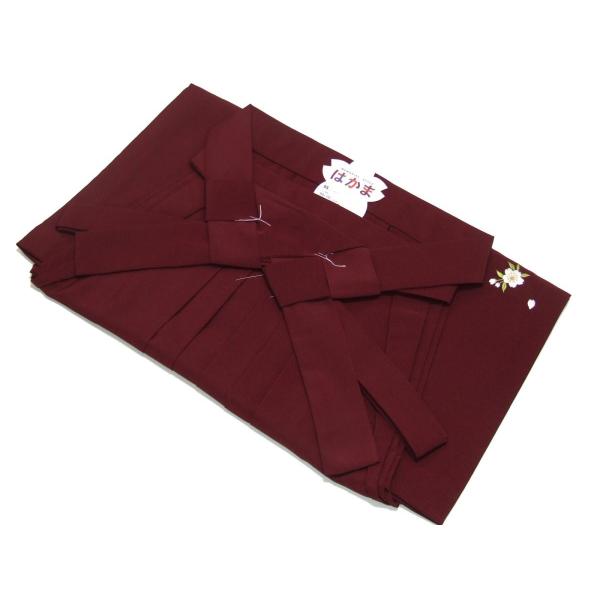 女性用刺繍入り袴(卒業式)No.005-c(臙脂色)-Sサイズ-87ご覧下さいまして誠にありがとう御座います。前部分にに桜の刺繍を施した袴です。サイズは、Ｓ、Ｍ、Ｌ、ＬＬの４サイズがあり、お選びいただけます。素材：ポリエステル　１００％ サ...