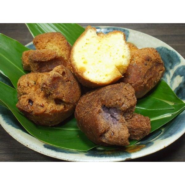 沖縄で昔から作られている揚げ菓子の一種。球状のドーナツの様なお菓子で「サーター」は砂糖、「アンダ」は油、「アギー」は揚げと言う意味で、沖縄では「砂糖天ぷら」とも言います。揚げる際に火が通ると花が開いた様に形が割れることから、縁起がよい晴れの...