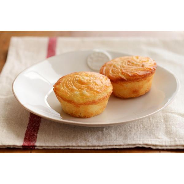 ゲランドの天日海塩をひとふり。和紙でろ過した菜種油の自然な風味とコクをプラス。米粉のおいしさを一番シンプルに味わえ、和食・イタリアン・中華料理など、いろんなお料理にあいます。米粉ならではのカリッと感ともっちり感です♪6個入り。＜原材料＞・米...