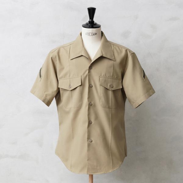 ■商品説明軍需物品の流通・備蓄及び補給網整備などを担当するアメリカ国防総省の機関であるDEFENSE LOGISTICS AGENCY（DLA：アメリカ国防兵站局）により管理されているアイテムで、ポリエステル、ウールを使用したスーツ生地に使...