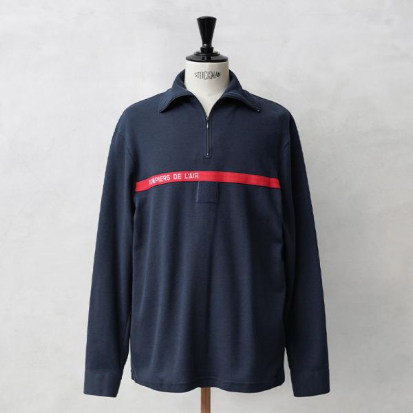 ■商品説明フランス空軍の航空消防隊に所属する消防士が着用するプルオーバーシャツです。フランスおよび対外作戦において、航空機の防火や空港施設のセキュリティ、特殊災害「CBRN」と呼ばれる、化学（Chemical）、生物（Biological）...