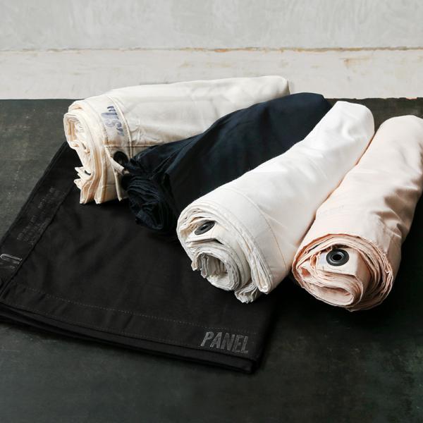 ■商品説明1970年代の米国政府空中連絡係で使用されてたパネルマーカーが登場。戦車、トラック、リュックサックなど、空から認識する必要のあるあらゆるものに取り付けられ、部隊の位置や緊急事態を識別するために地面にも配置されていました。G.I.発...