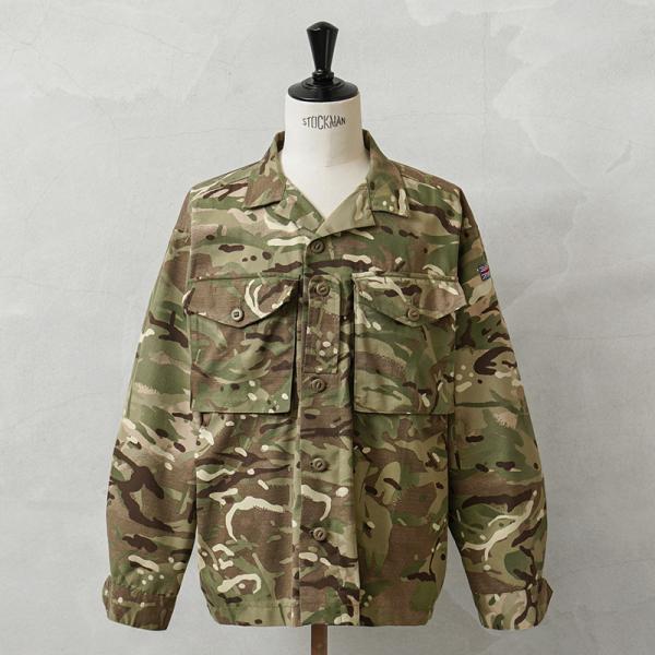 ■商品説明イギリス軍実物放出のMTP（Multi Terrain Pattern）を使用したBARRACK（バラック）シャツです。イギリス軍で使用されていた迷彩パターンのDPMカモと、CRYE PRECISION（クライ プレシジョン）によ...