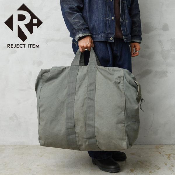 ■商品説明第二次世界大戦時、米空軍において採用使用された "A-3 Kit Bag" 以来殆どその仕様、形が変わらぬUSAFの伝統的なフライヤーズ キットバッグです。コットンキャンバス生地を使用したタイプは1980年代を含むそれ以前に採用さ...