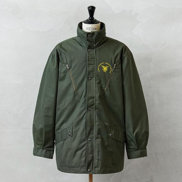 ■商品説明実物 新品 デッドストック イタリア フォレストガード GORE-TEX ジャケット ライナー付のご紹介です。■サイズ表記/着丈/身幅/肩幅/袖丈46／80/79cm/56cm/50cm/58cm50／80/79cm/60cm/5...