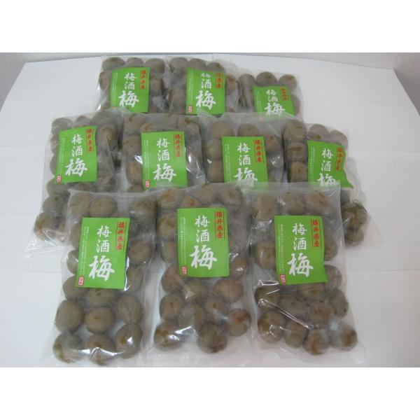 梅酒に漬けていた福井県産の梅。本商品は、どちらかと言うとかためのタイプです。様々な用途でお楽しみいただけます。梅酒に入れたり、煮詰めてジャムにしたりしていただけます。また、おやつやおつまみとして、そのままお召し上がりいただくのもおススメ。※...