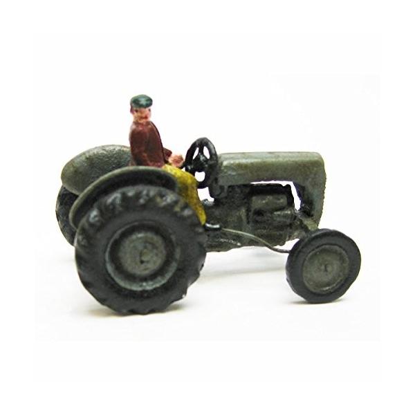 【商品名】Design Toscano Earth Mover Replica Cast Iron Farm Toy Tractor, Multicolored 【カテゴリー】ホーム：インテリア