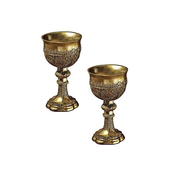 【商品名】Design Toscano King Arthur s Golden Chalice Gothic Sculpture: Set of Two 【カテゴリー】ホーム：インテリア
