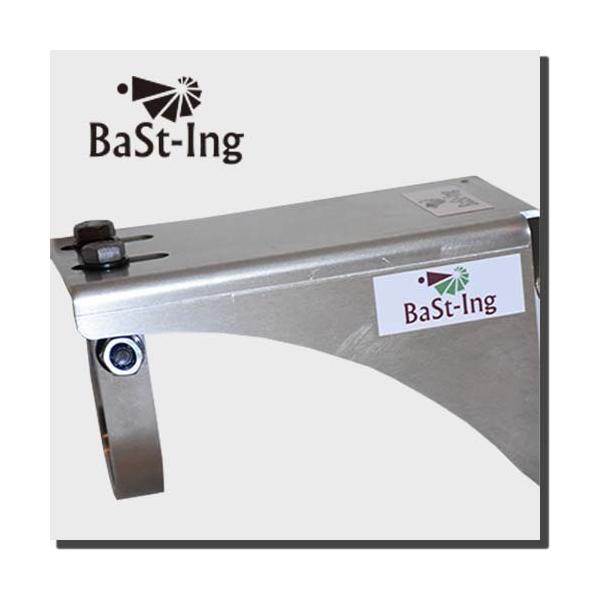 ドイツ・バスティング社製の可動くさびとドリル。手動から電動工具を活用した製品までラインナップ多数。効率的な伐倒作業を実現します。インパクトとVALFASTを簡単に接続することのできるアタッチメント。遠隔操作も簡単にする優れもの。※ご購入が確...