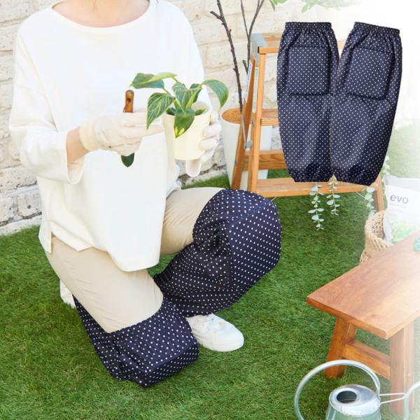 ひざ部分に約1.4cm厚のクッションを内蔵した、作業時の負担を軽減するレッグカバーです。床掃除や雑巾がけ、ガーデニング、農作業など、長時間ひざをつくシーンで大活躍。はっ水加工生地を使用しているので、水仕事や屋外作業にも安心してお使いいただけ...