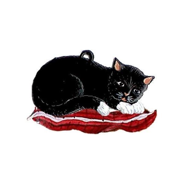 モチーフ　ネコサイズ　約6ｃｍ原産国　ドイツ/ディーセン製造　　ウィルヘルム・シュヴァイツァー工房原材料　錫表面と裏面が丁寧に描かれているネコのオーナメントです。