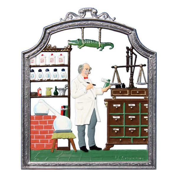 サイズ　約11X9ｃｍ原産国　ドイツ/ディーセン製造　　ウィルヘルム・シュヴァイツァー工房原材料　錫完全な手描き作品の為、掲載写真とお届け作品の色パターンが違う場合がございます。