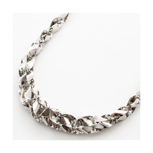 最高級素材である、純プラチナ（Pt999）を約11g使用した、気品あふれるネックレス。45cmという、ゆとりのあるサイズで、なめらかに肌に沿うネックレスは、着け心地も抜群！！また、貴金属製品の品位の証明の刻印、「Pt999」が入っており、素...